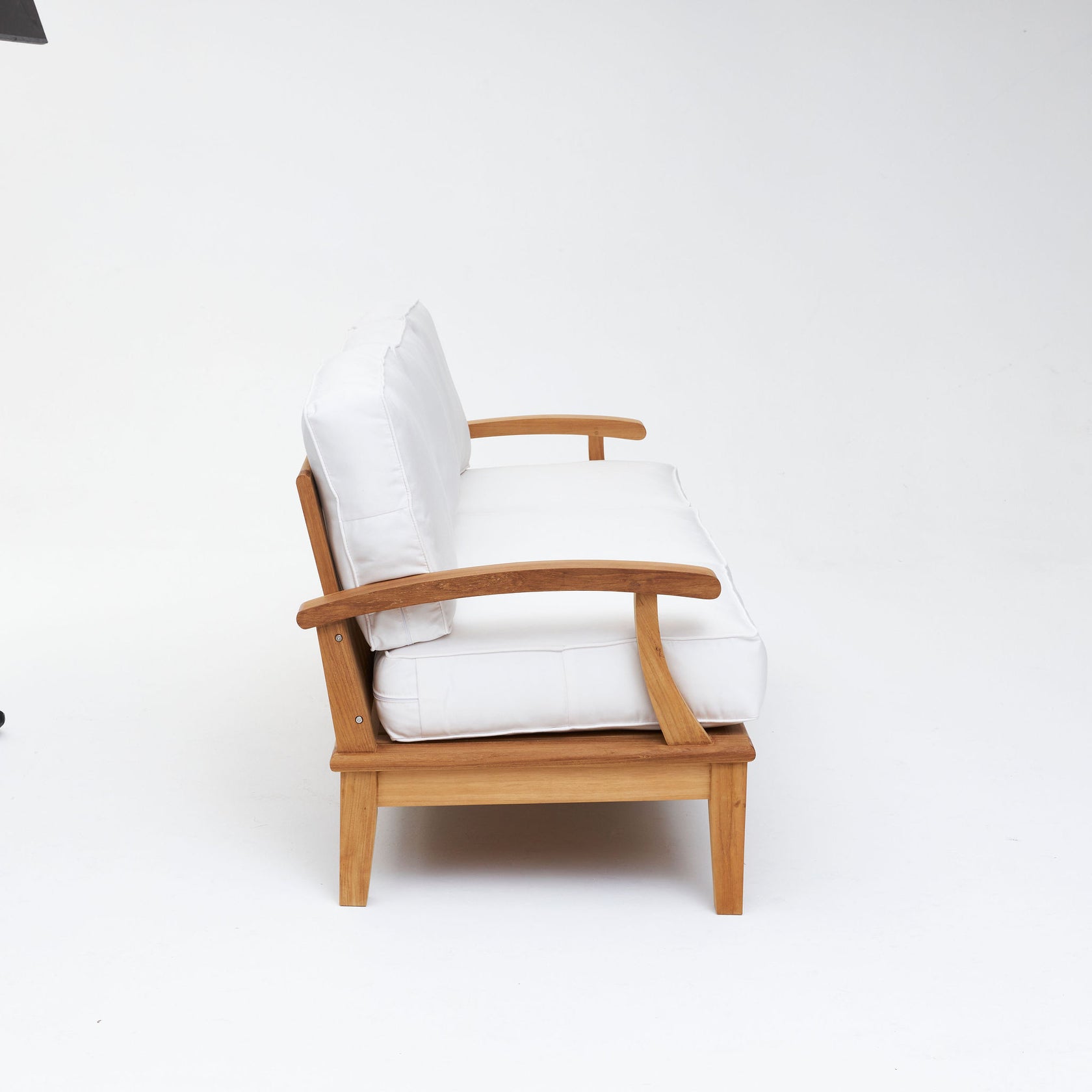 Veranda 3-Seat Sofa with Cushions – Thos.Baker